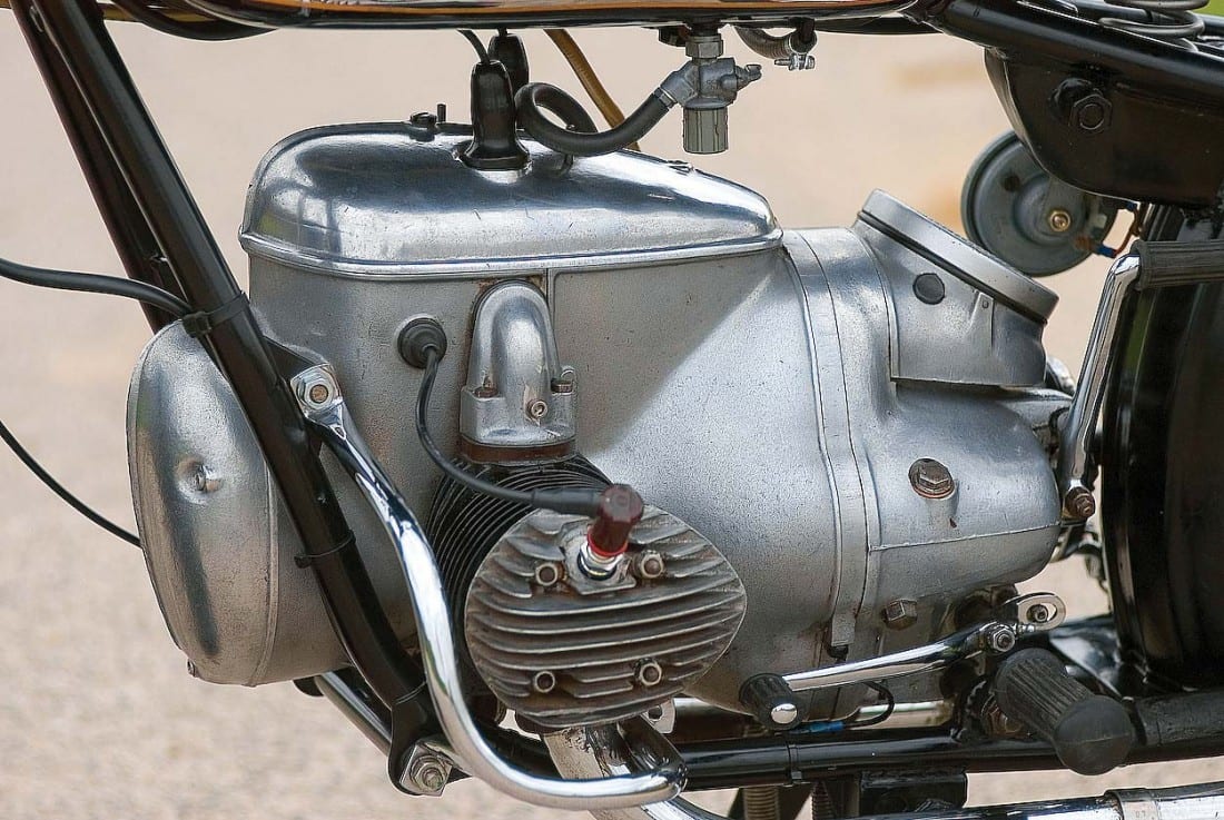 Restauratie MZ BK 350 - Motor Klassiek | motoren te koop